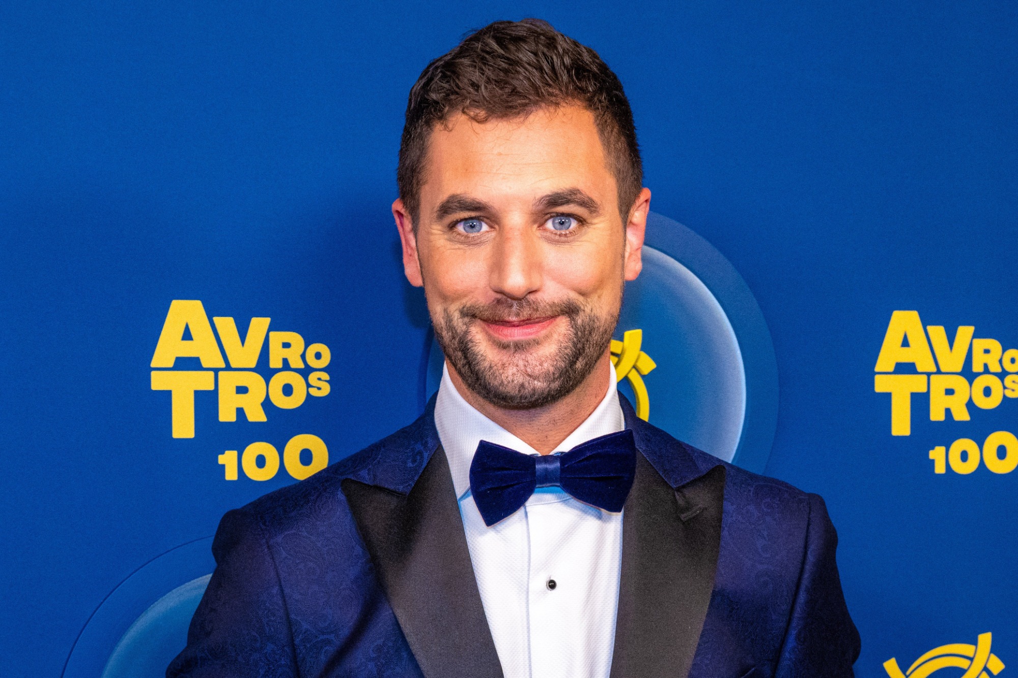 Op deze datum wordt de opvolger van barman Victor Abeln in First Dates ...
