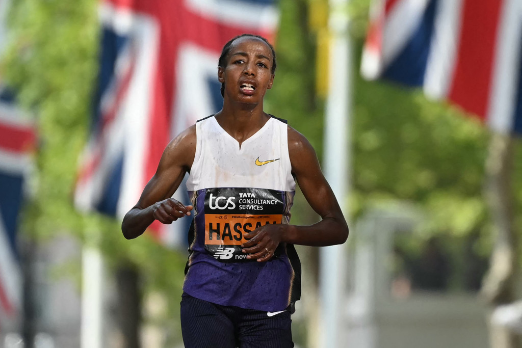 Hassan derde bij marathon van Londen, Ethiopische Assefa wint in nieuw ...