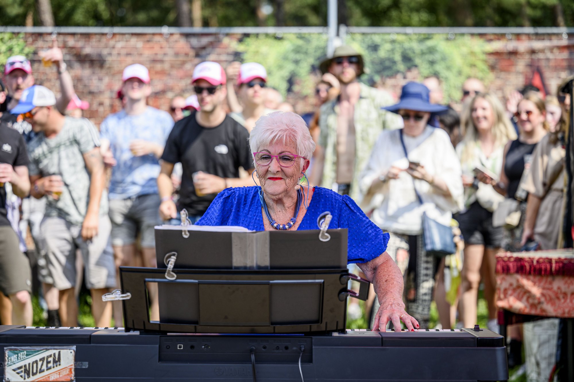 Zwarte Cross kondigt Orgel Joke aan als nieuwe headliner