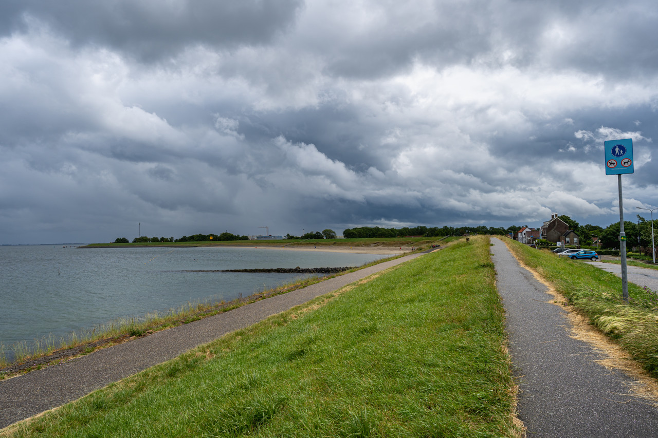 Wisselvallige zomerdagen, warmer weer in het weekend