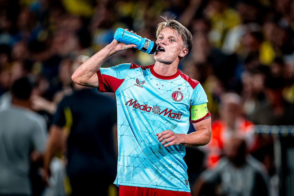 Middenvelder Sem Steijn en doelman Robin Roefs voor het eerst ...