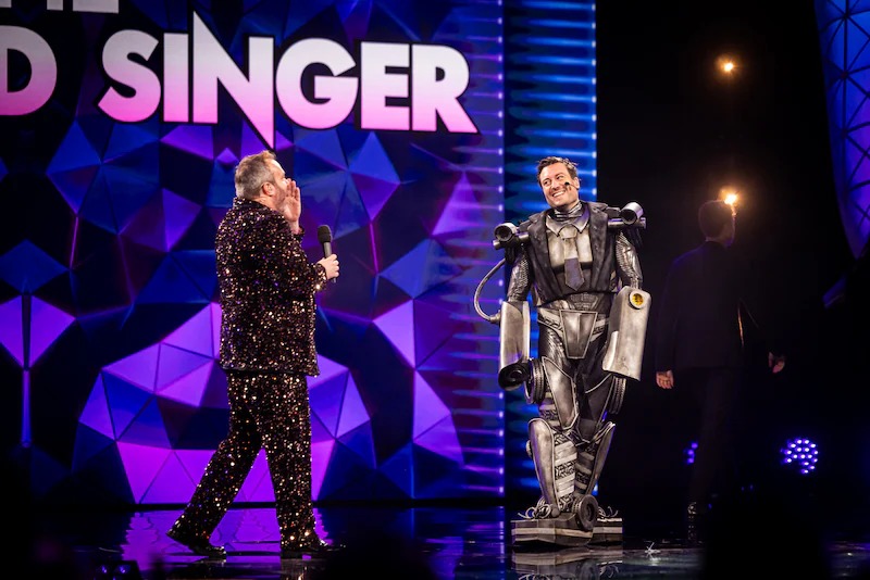 Viktor Verhulst onthult identiteit in The Masked Singer: 'Dat meen jij ...