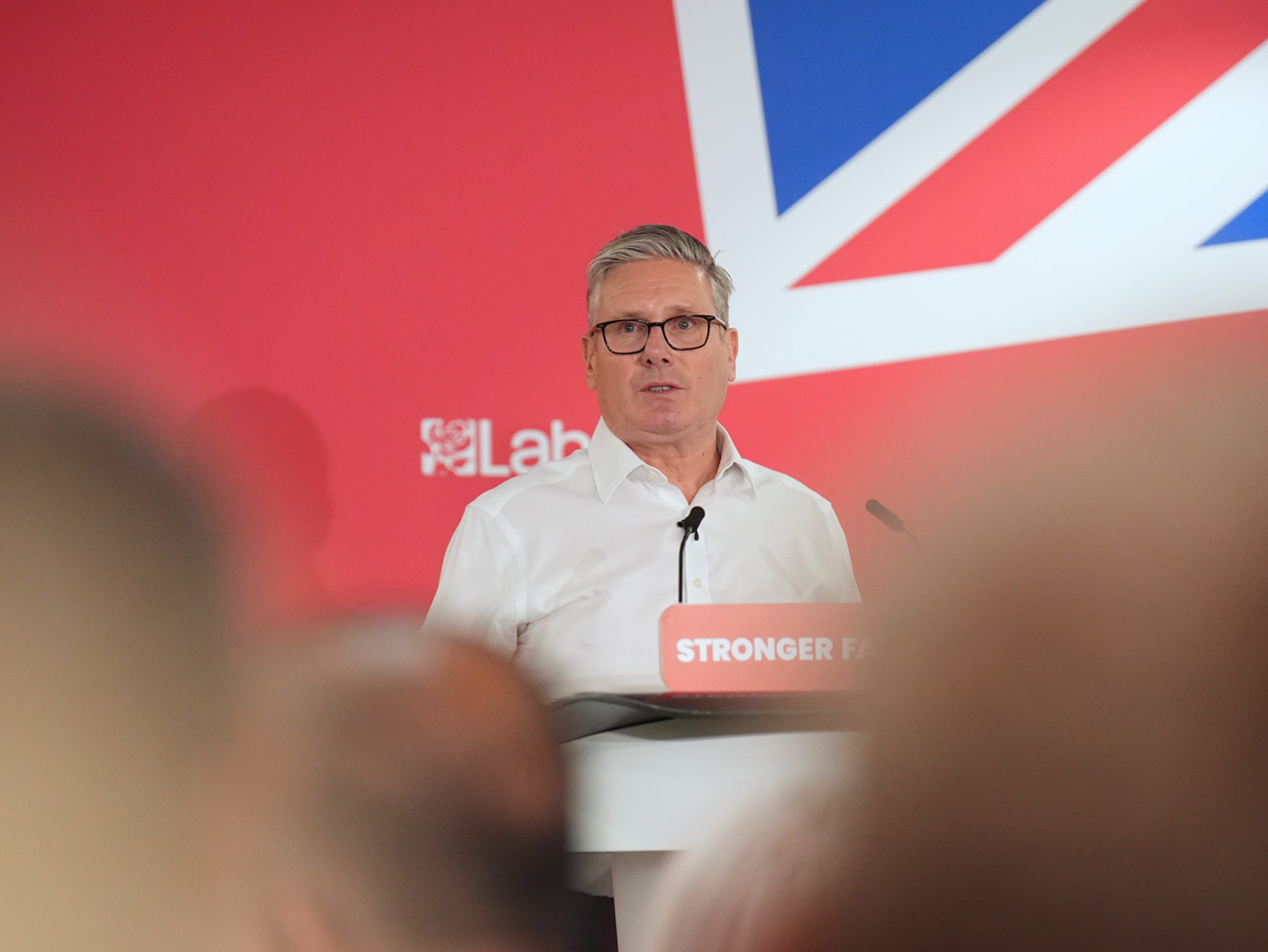 Britse premier Starmer nog verder onder druk, ook ministers vragen om ...