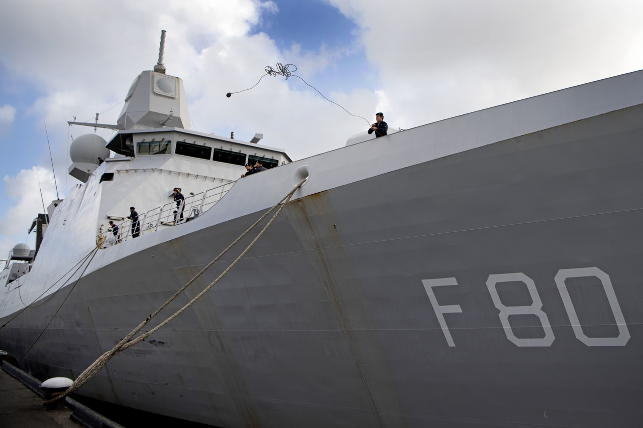 Nederlands marineschip verdreven bij eilanden Zuid-Chinese Zee