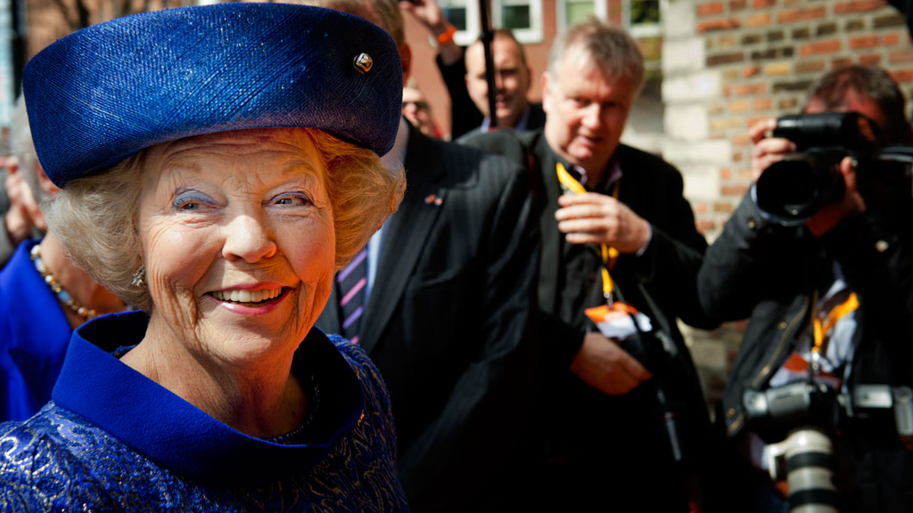 Beatrix verricht laatste opening als koningin