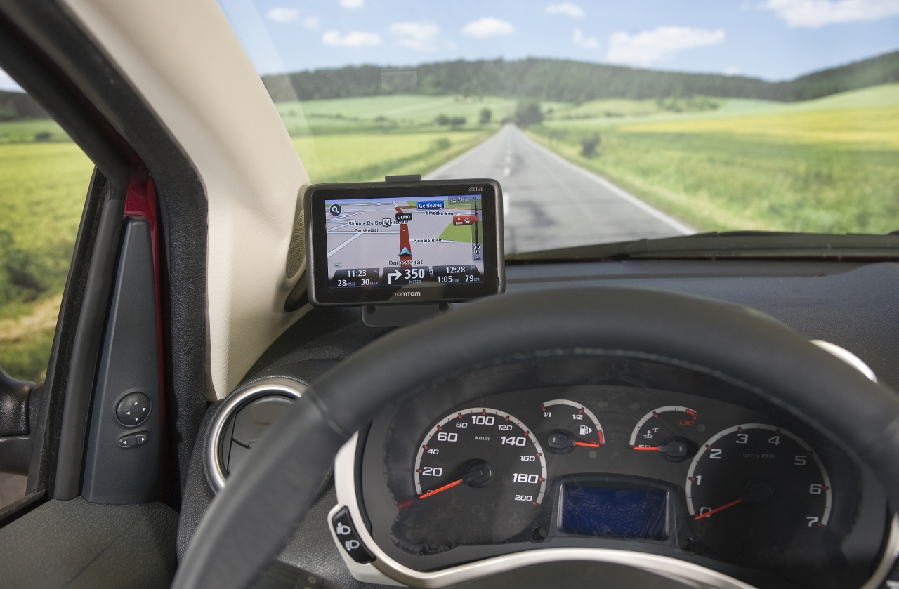 TomTom werkt met VW aan zelfsturende auto's