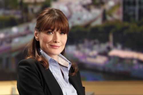 Franse First Lady goedkoper dan Carla Bruni