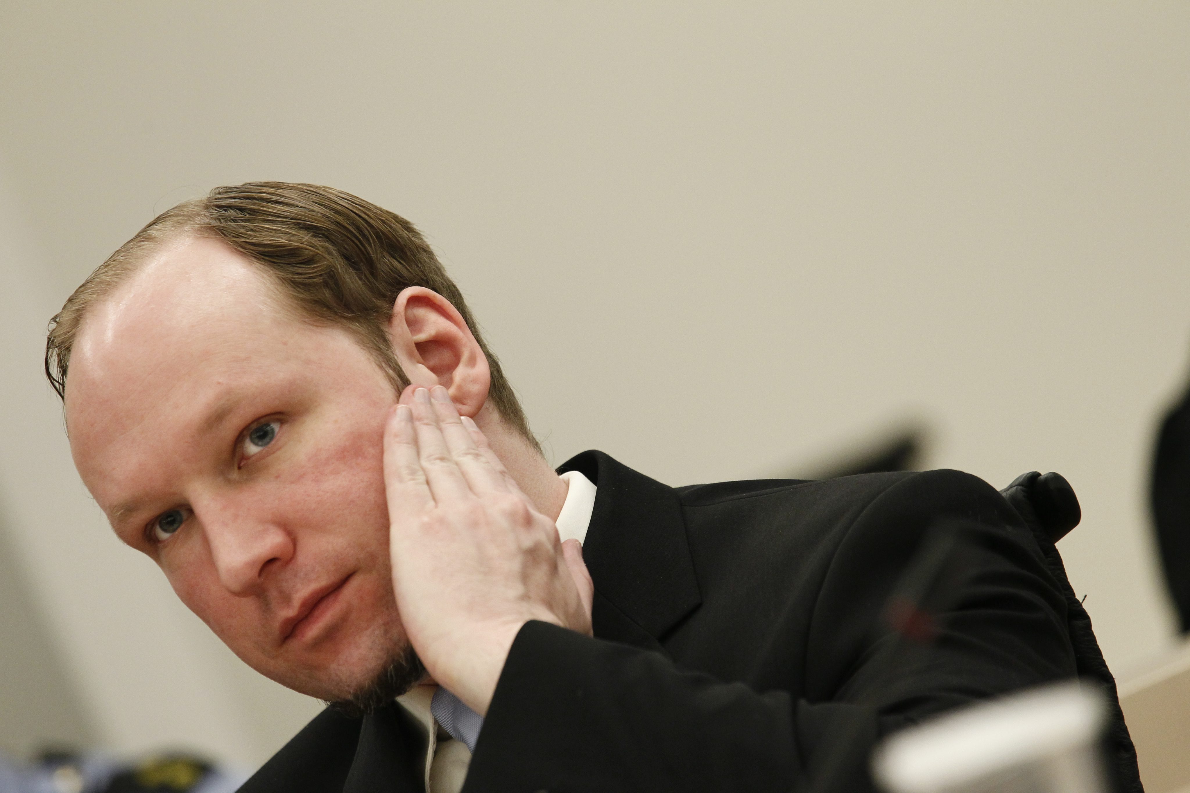 Breivik: ik heb mij 'ontmenselijkt'