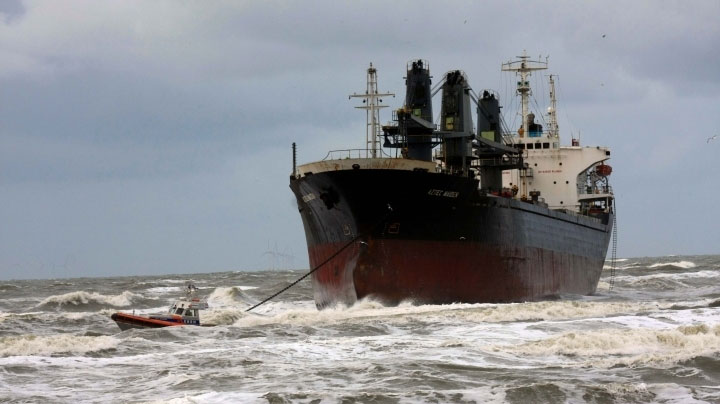 Politie hoort kapitein gestrand schip