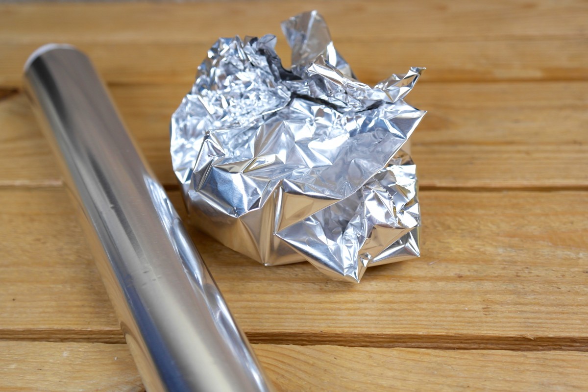 Om deze reden moet je een propje aluminiumfolie in je droger gooien